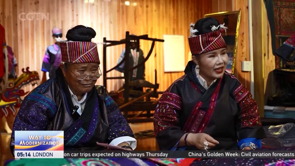 Way to Modernization: A legacy of stitches: Miao arts through ...